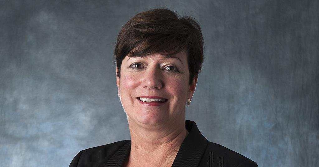 Julie Hartley's Instagram, Twitter & Facebook on IDCrawl