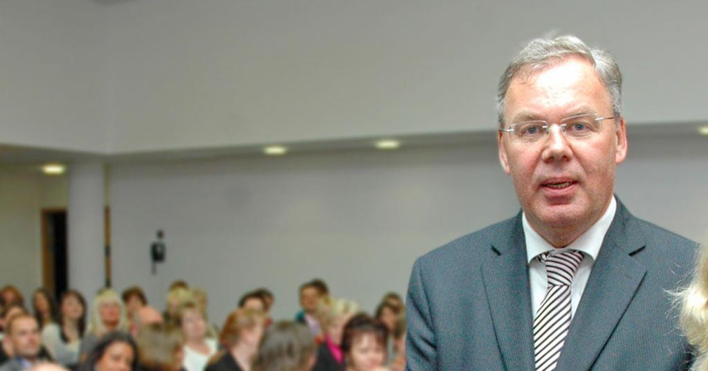 Exclusive: Community and mental health trust chief to retire | HSJ ...